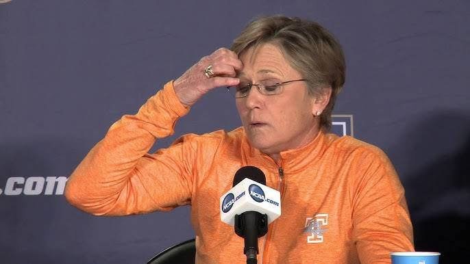 BREAKING NEWS: Holly Warlick Commits to 10-Year Contract Extension as ...
